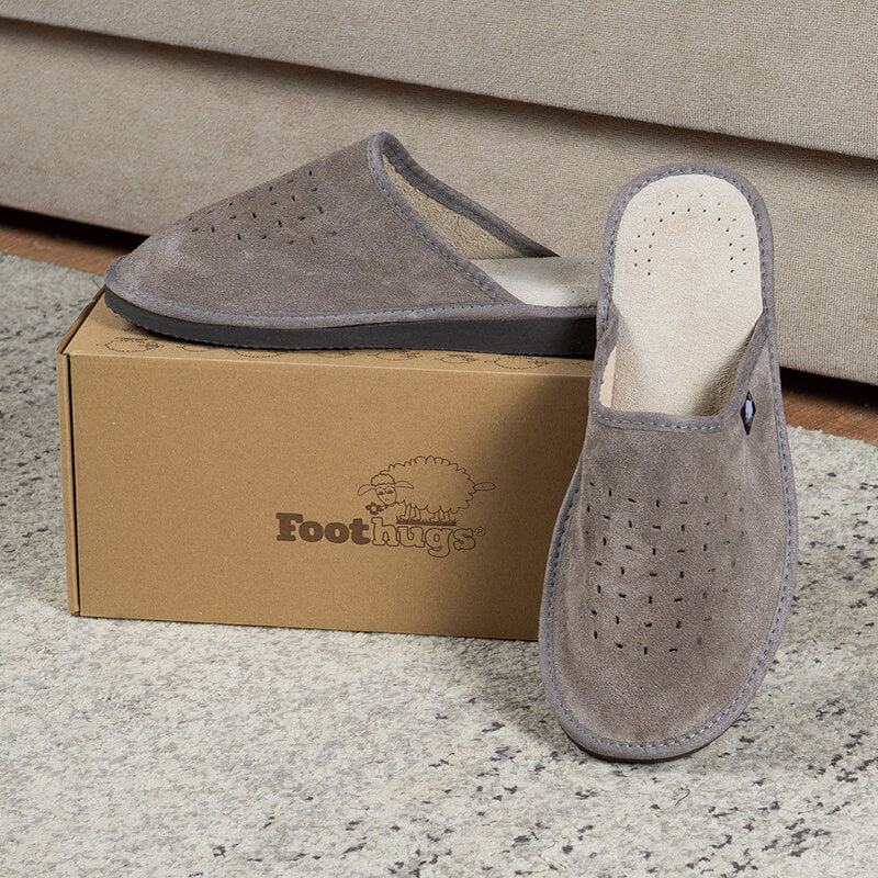 Men's 100% suede leather & memory foam slippers | FOOTHUGS – Foothugs